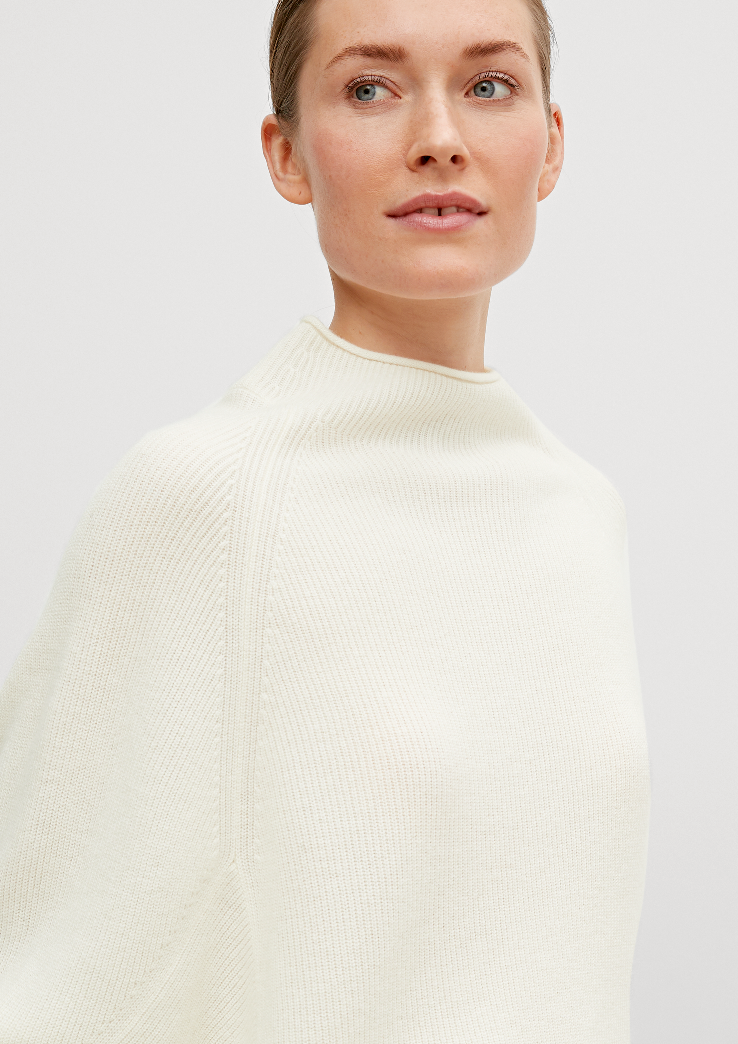 Knitted cashmere jumper - Beige | SCAYLE