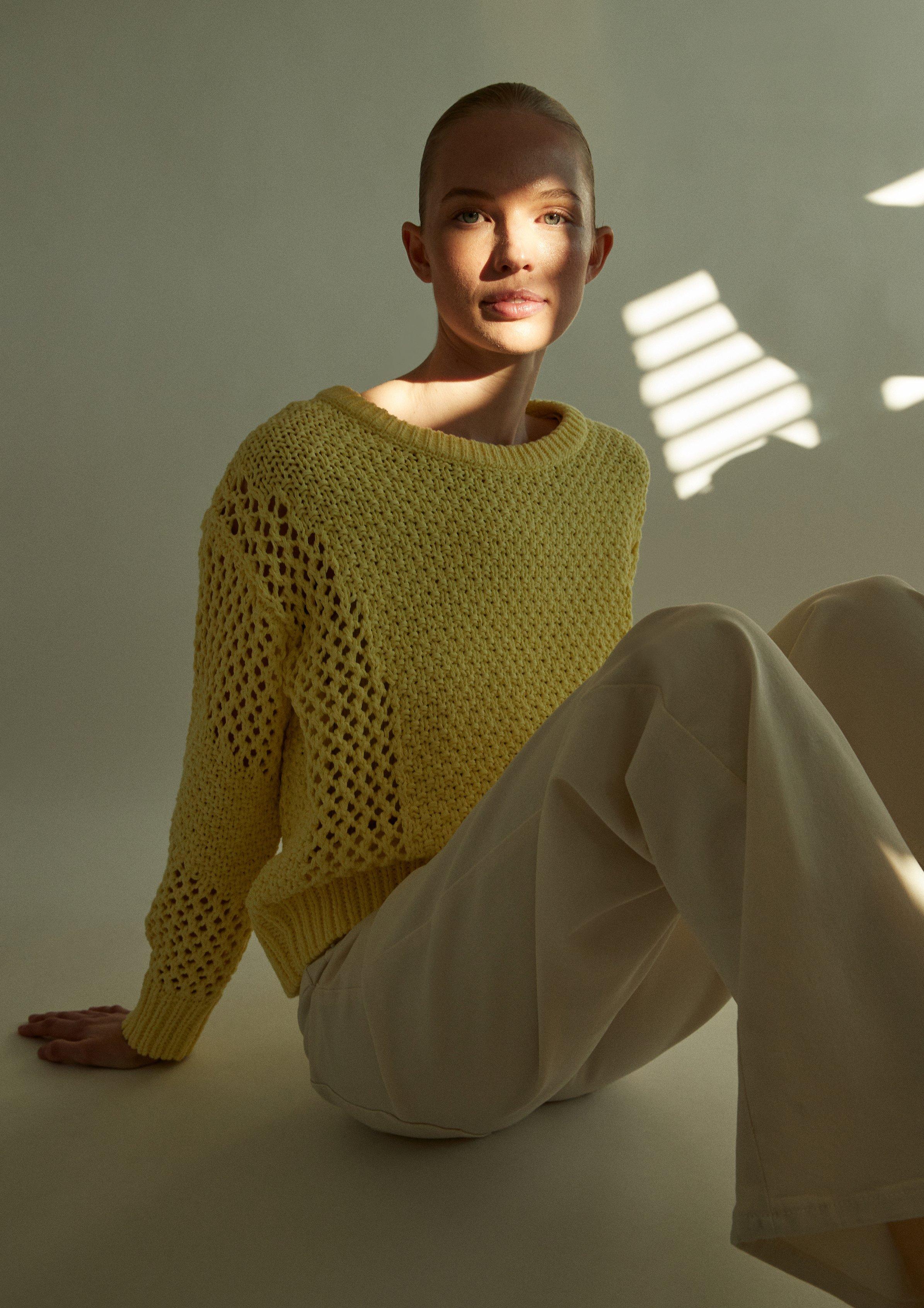 Strickpullover mit Label-Patch - helles zitrone | Comma