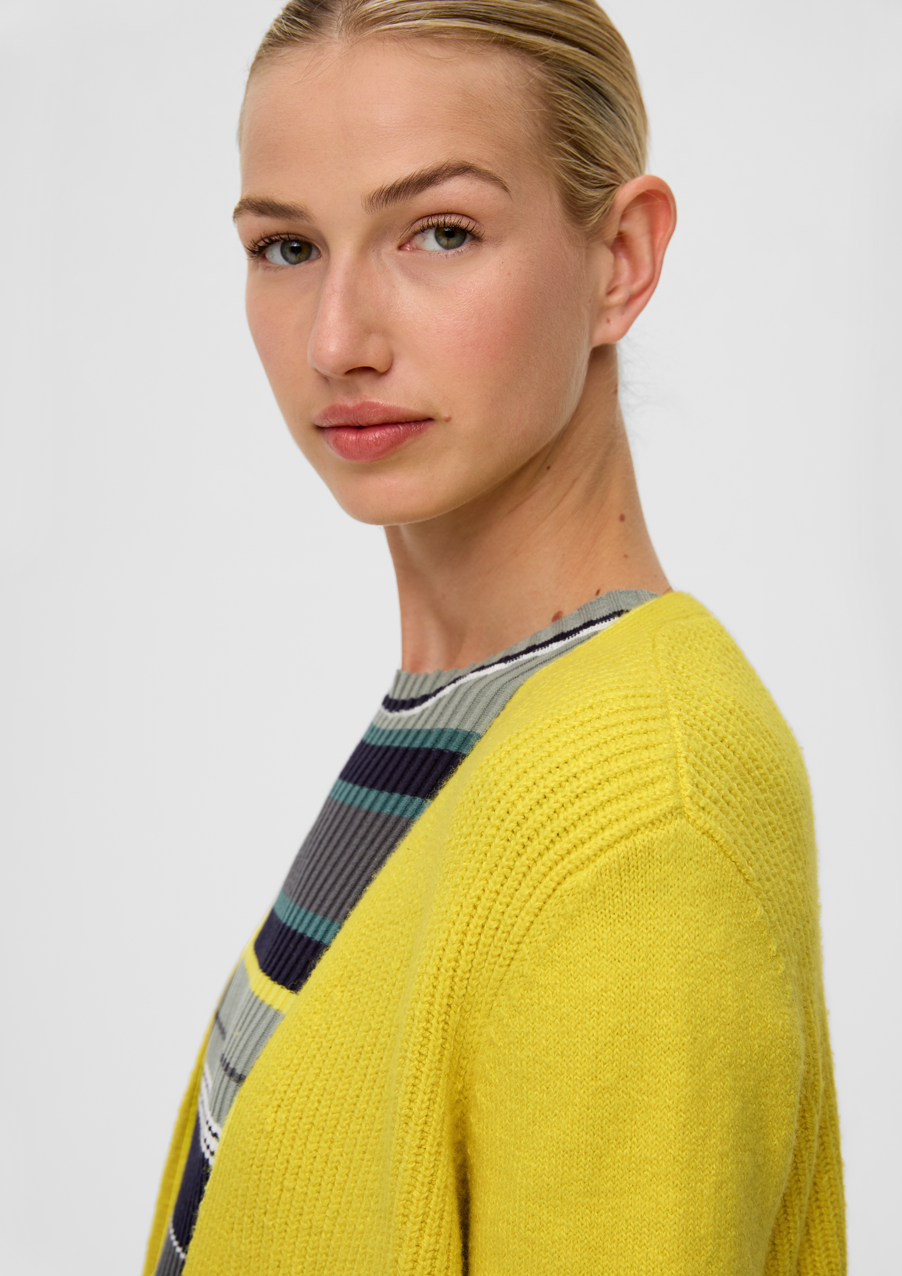 Open cardigan in a cotton blend - mustard | s.Oliver