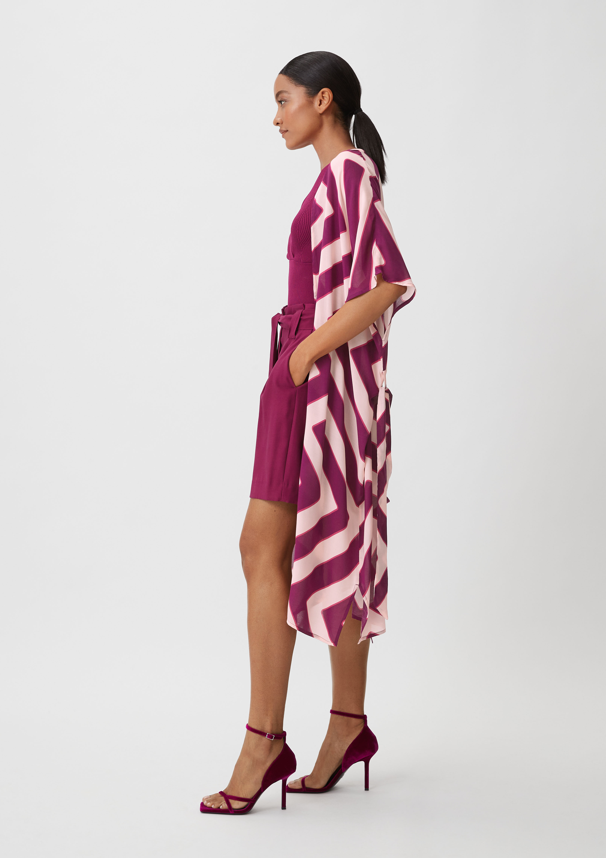 Ponchos for women | Shop reduced styles now at comma | Comma