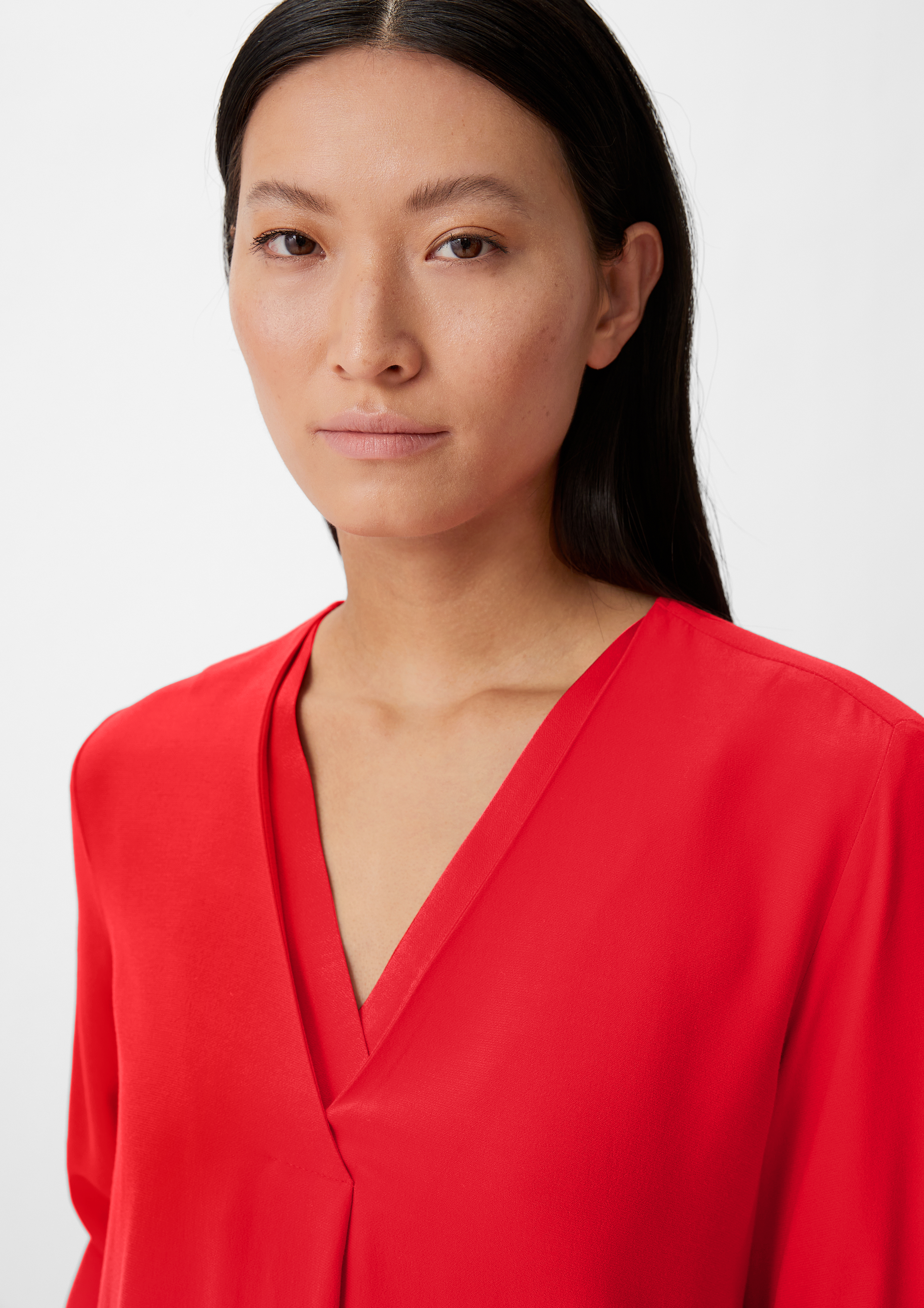 Viscose satin blouse - poppy red | Comma