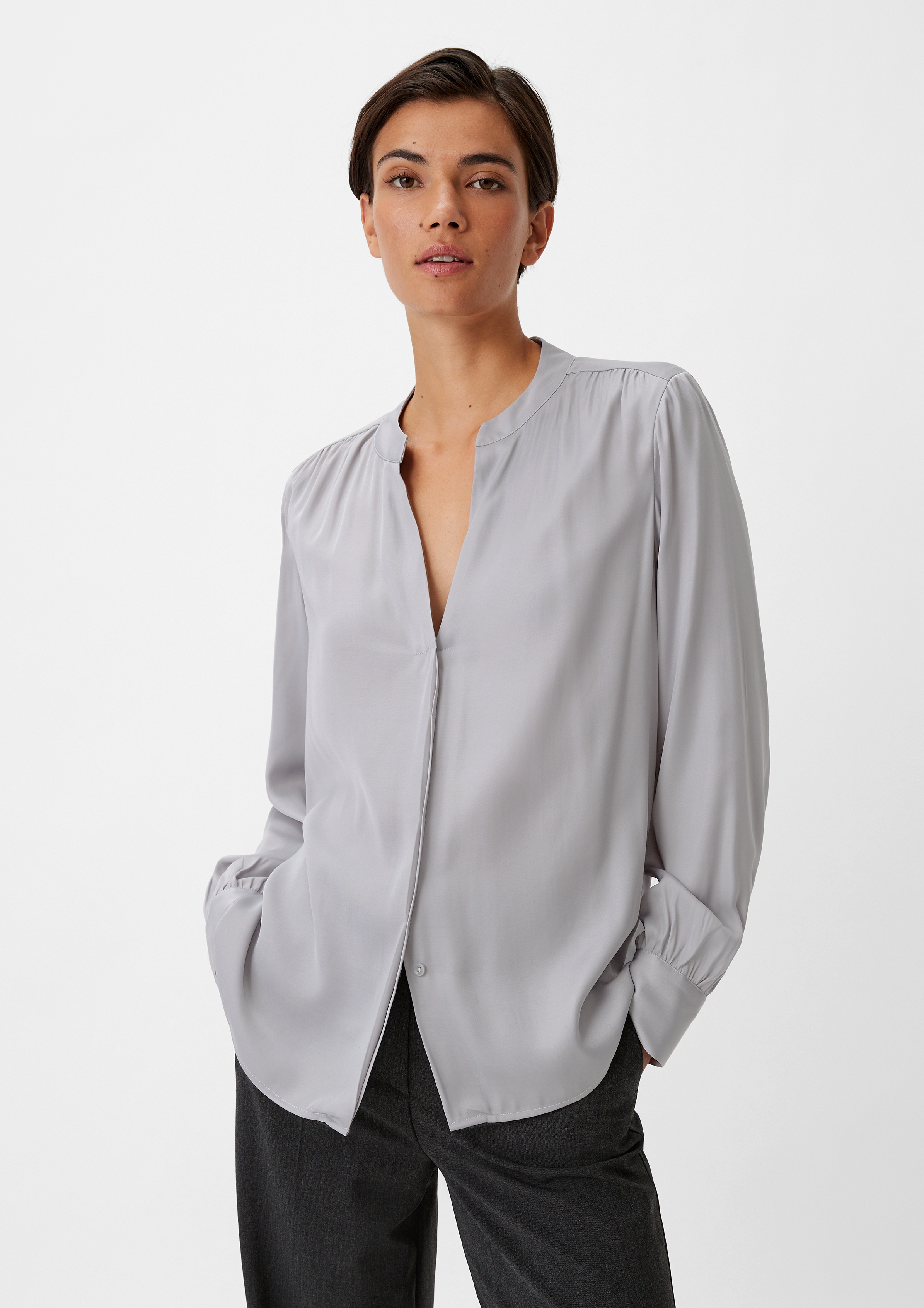 Satin blouse in a viscose blend - pigeon grey | Comma
