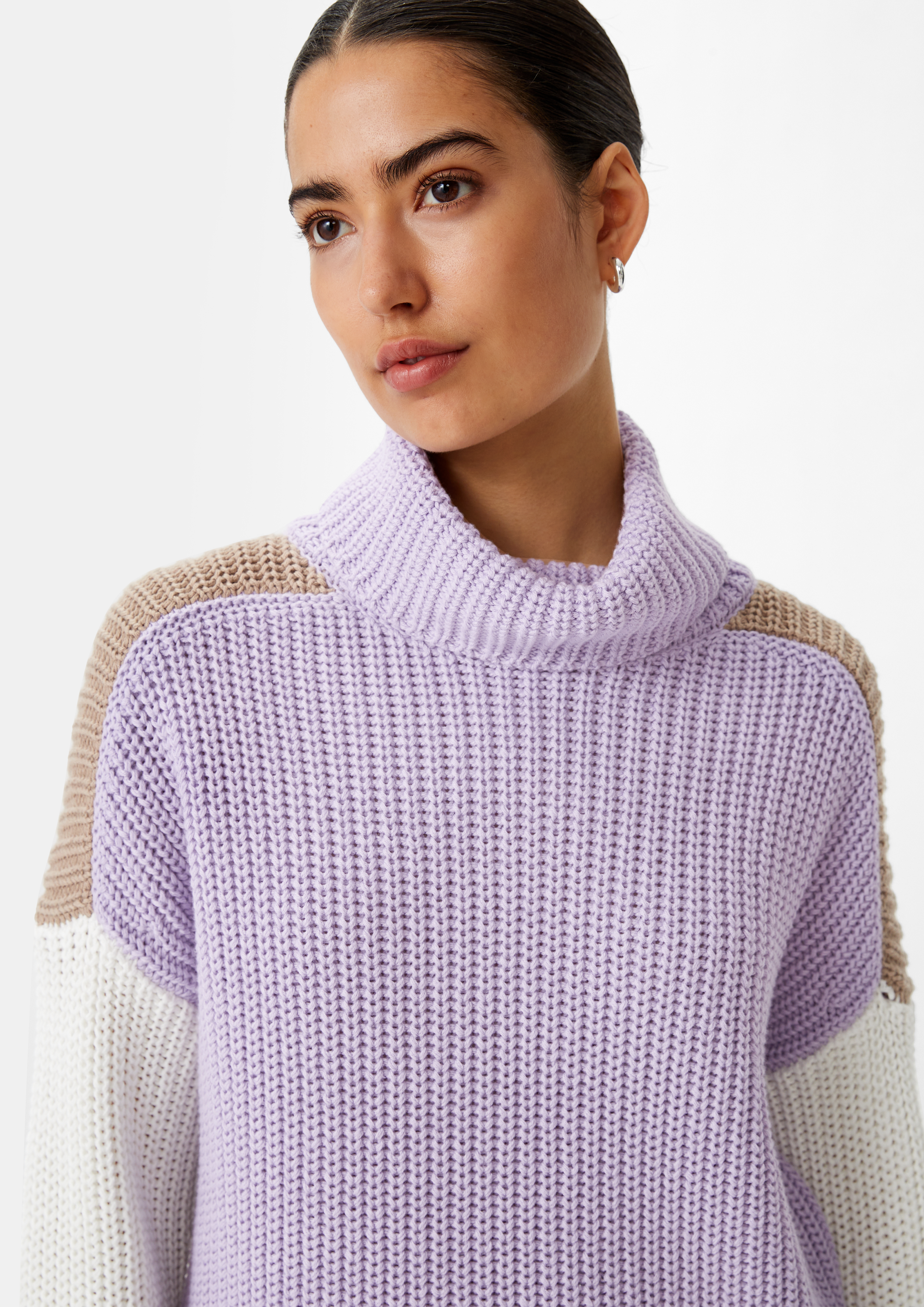 Rippstrickpullover mit Label-Patch - mehrfarbig | Comma