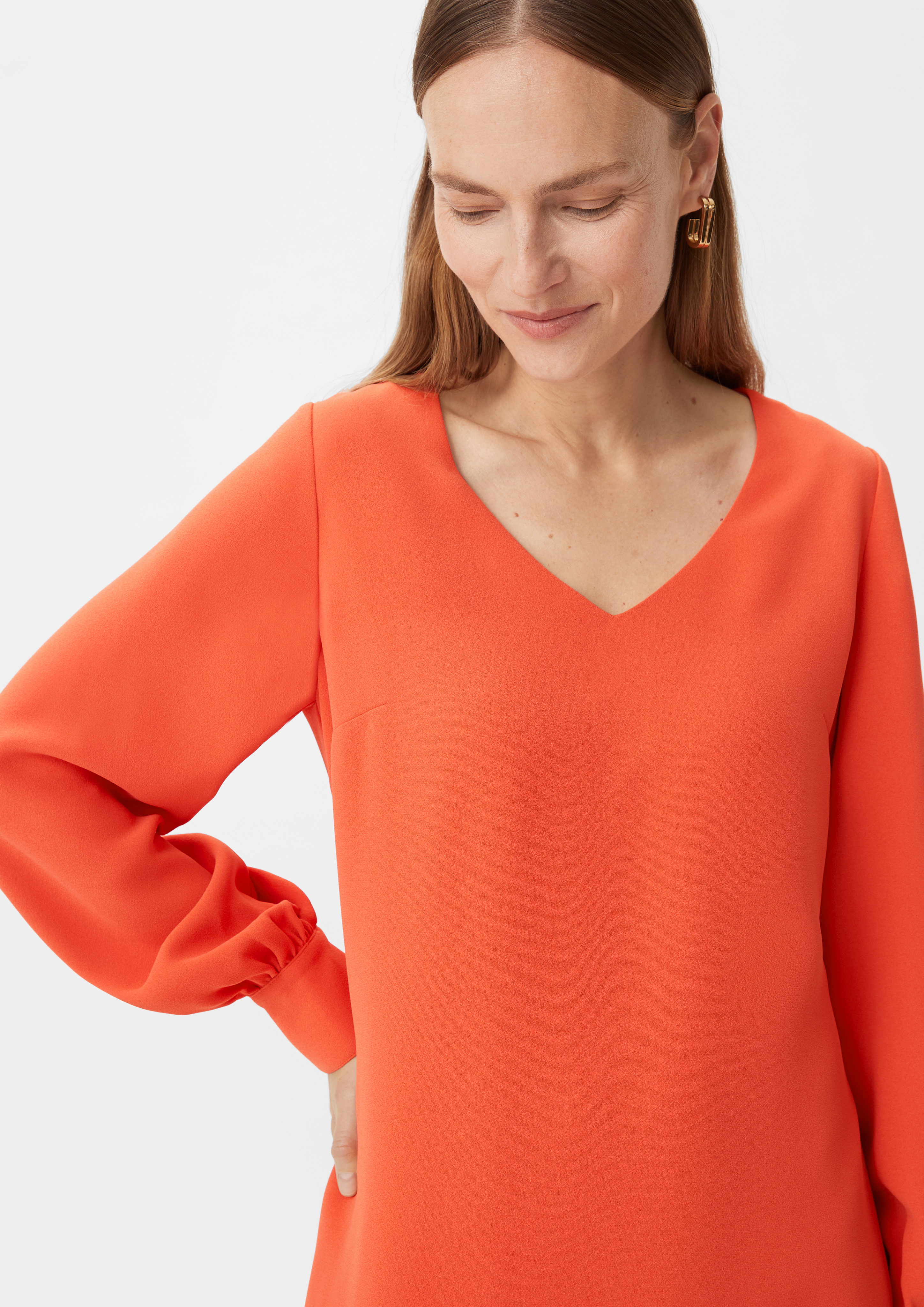 Kleid aus Crêpe - orange | Comma