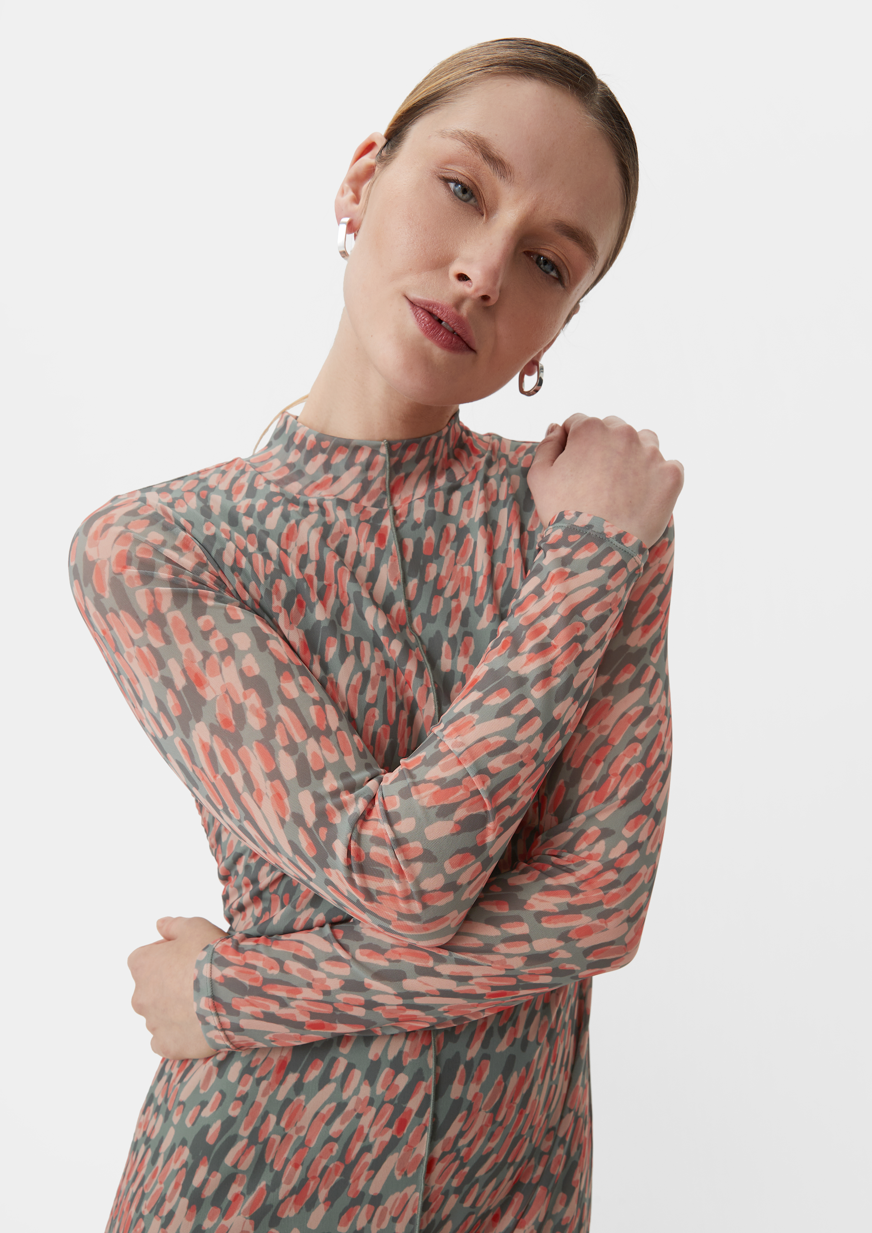 Patterned mesh dress - light olive | Comma