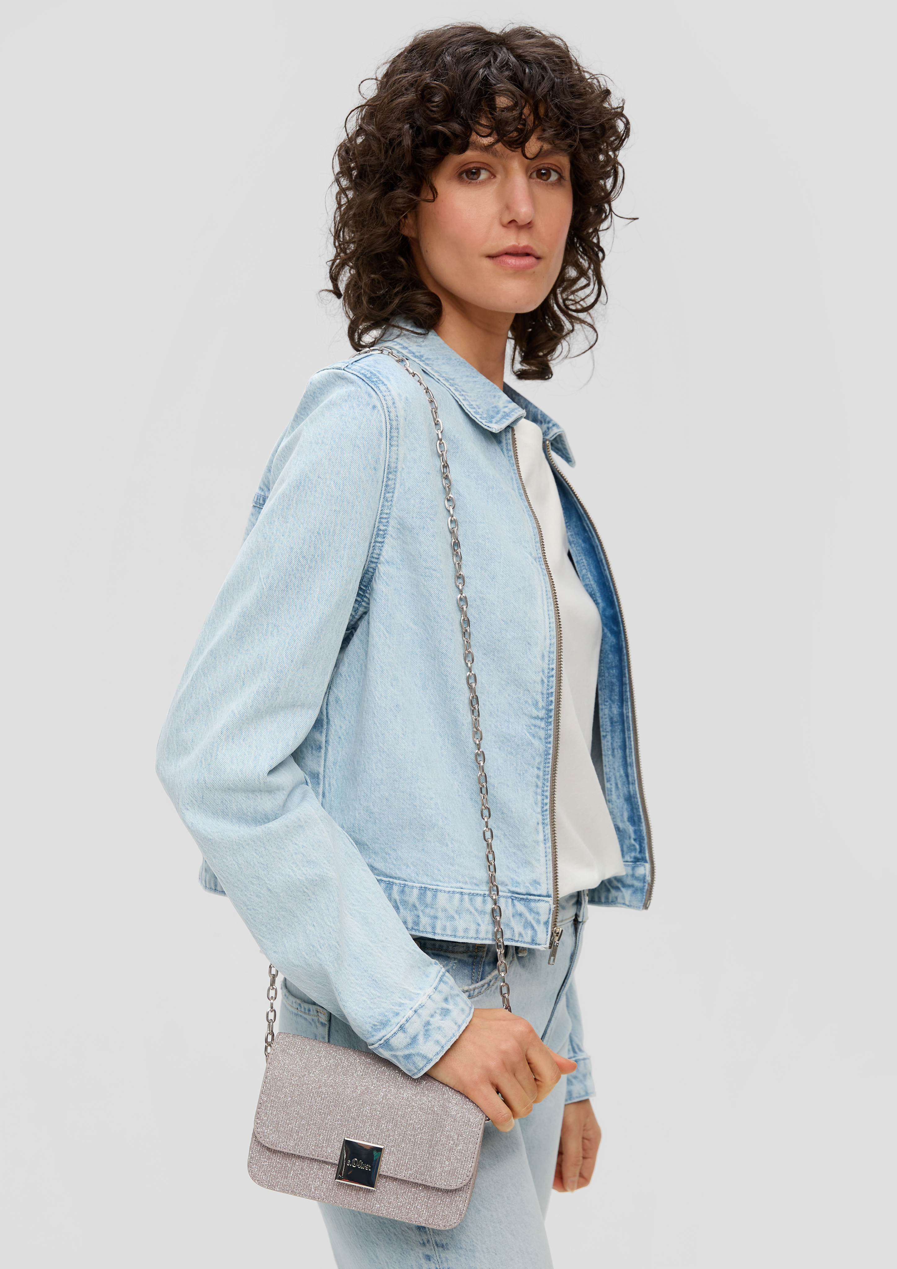 Cross-body bag in a metallic look - silver | s.Oliver