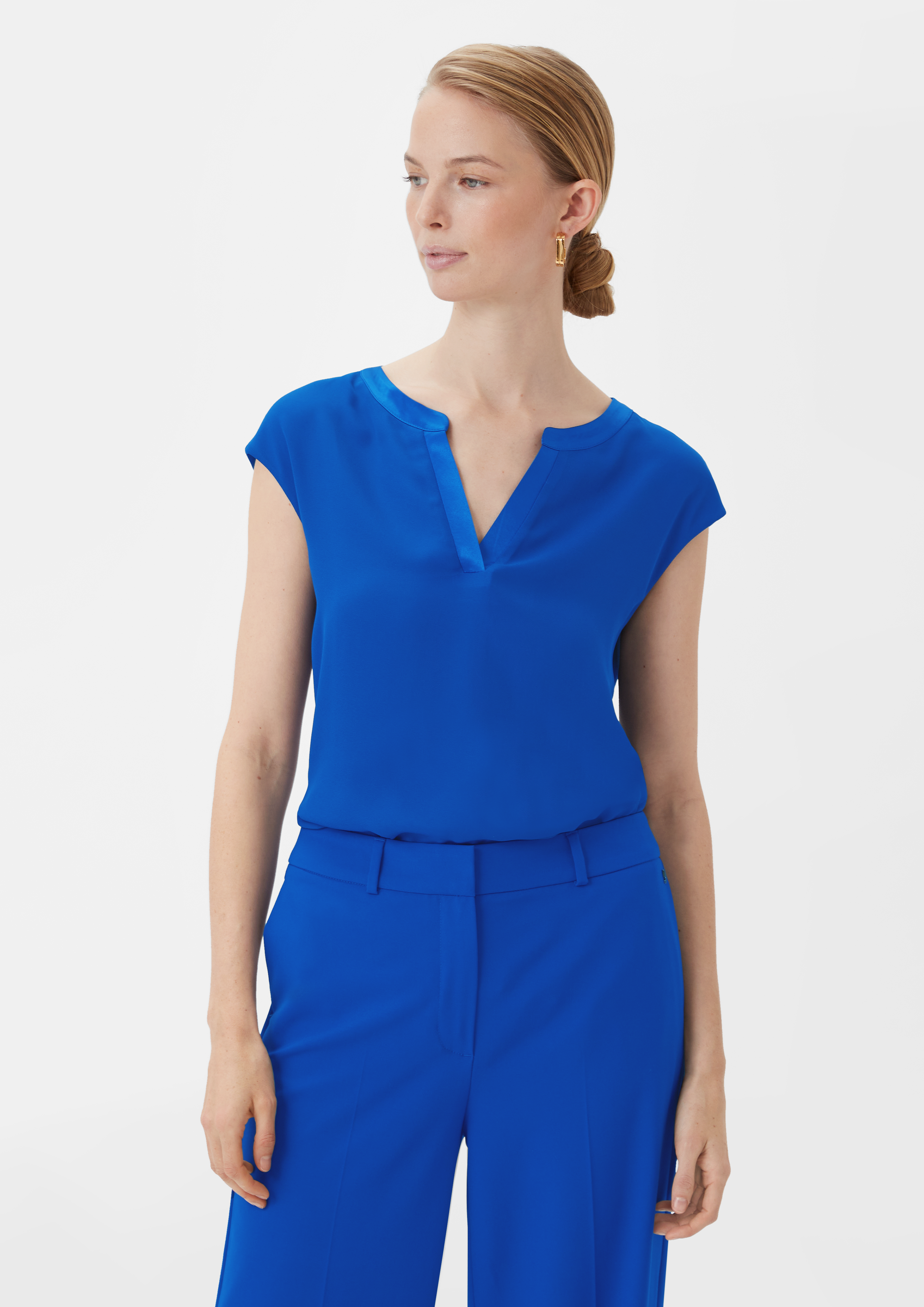 Shirts für Damen in vielfältigen Styles | Comma