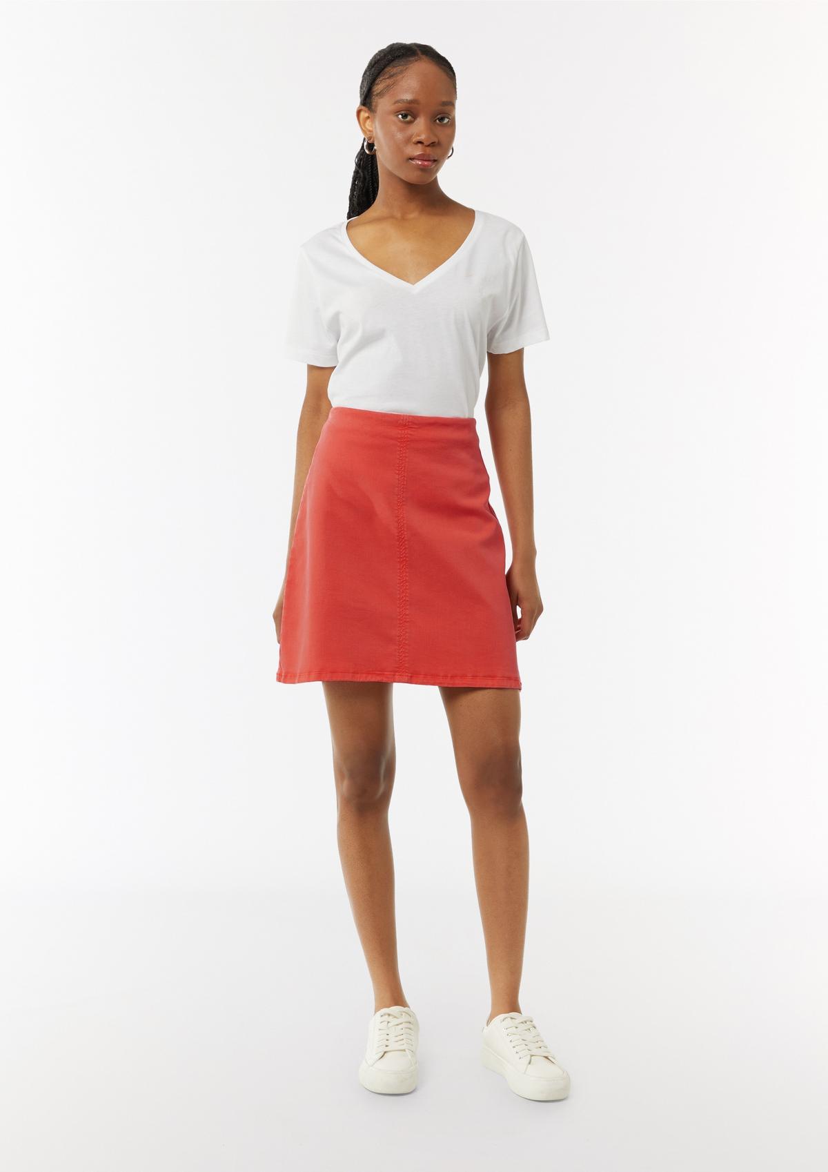 Short garment-dyed skirt - orange | Comma