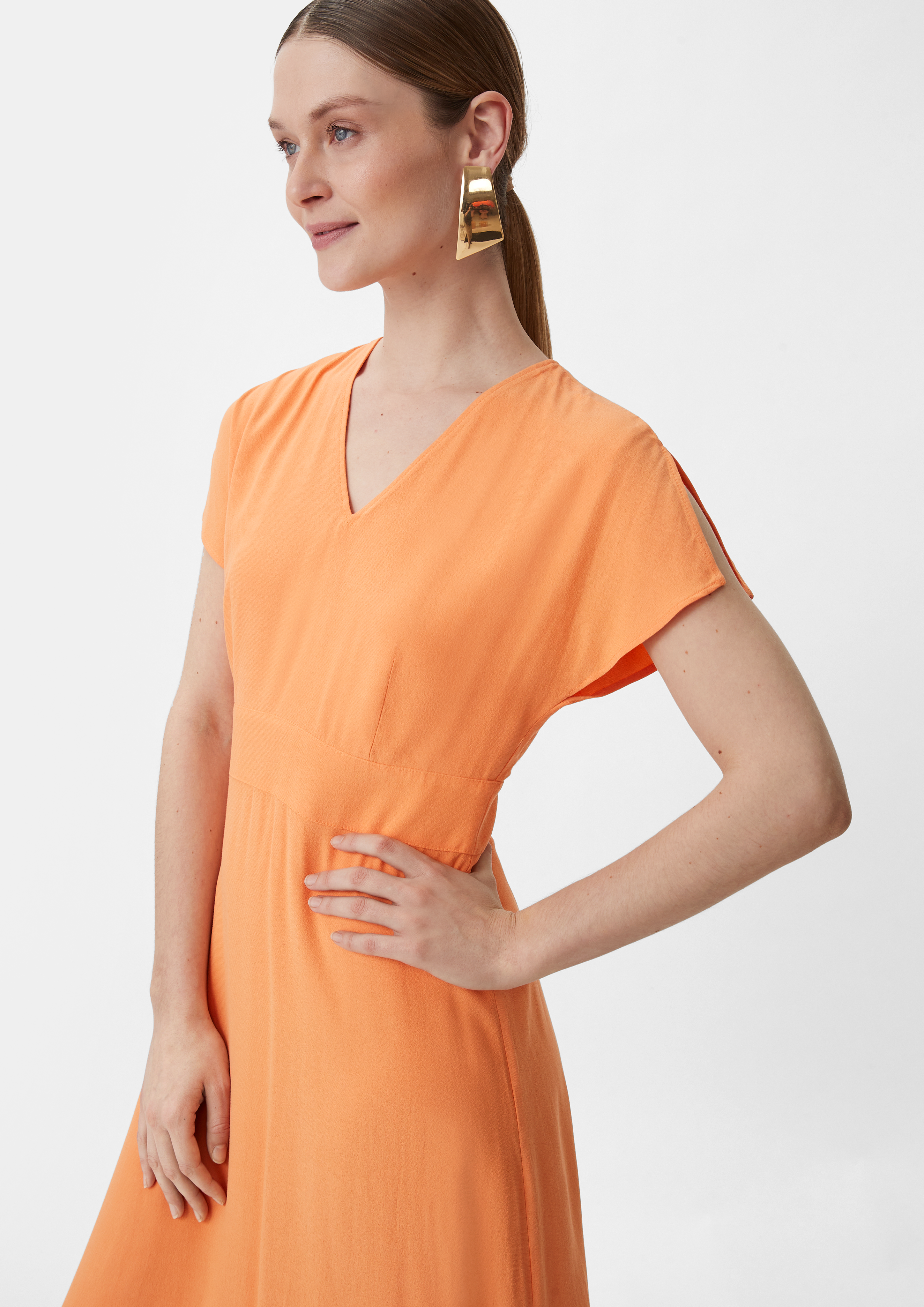 Satin midi dress - orange | Comma