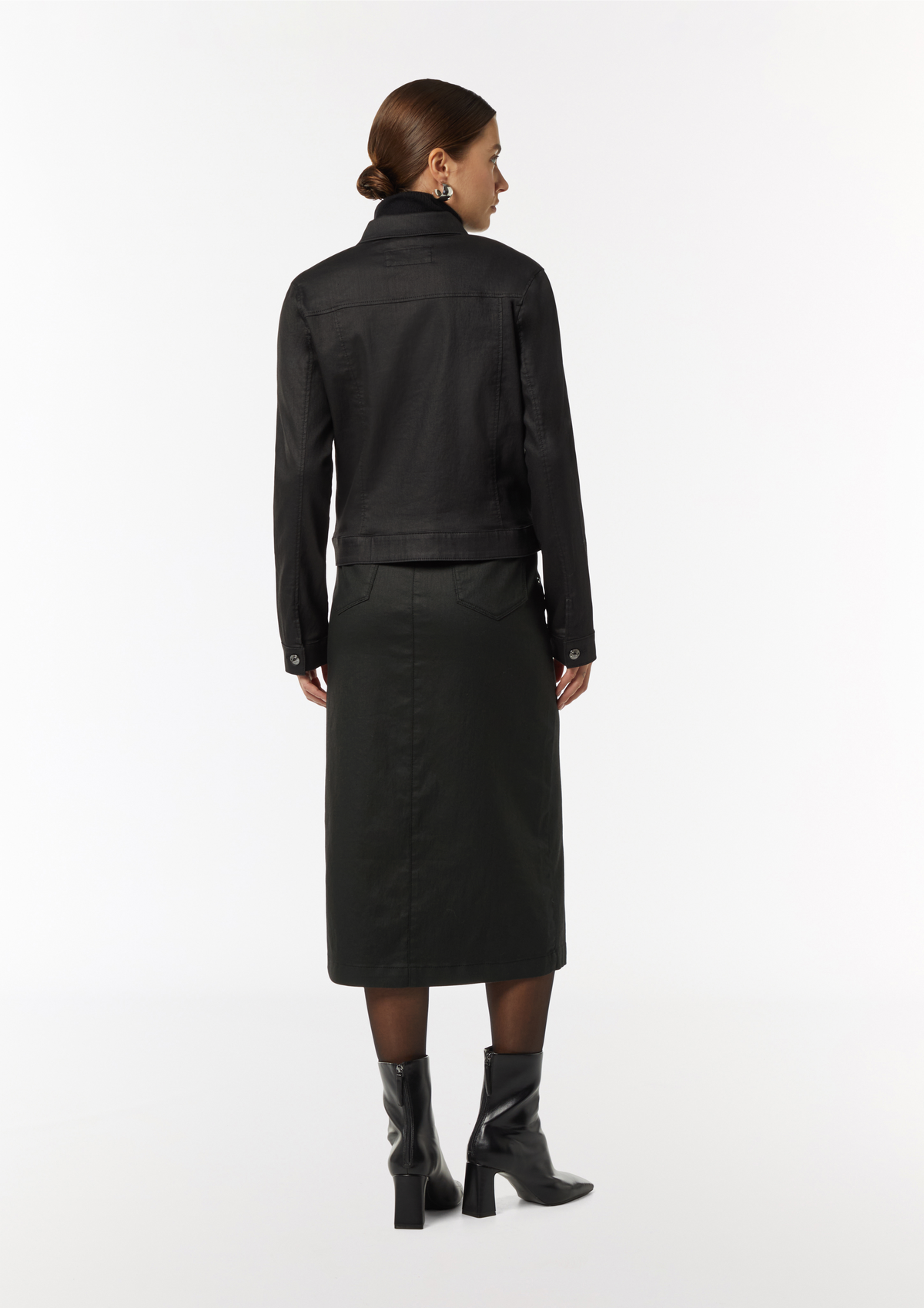 Schmaler Rock mit Steppdetails - schwarz | Comma