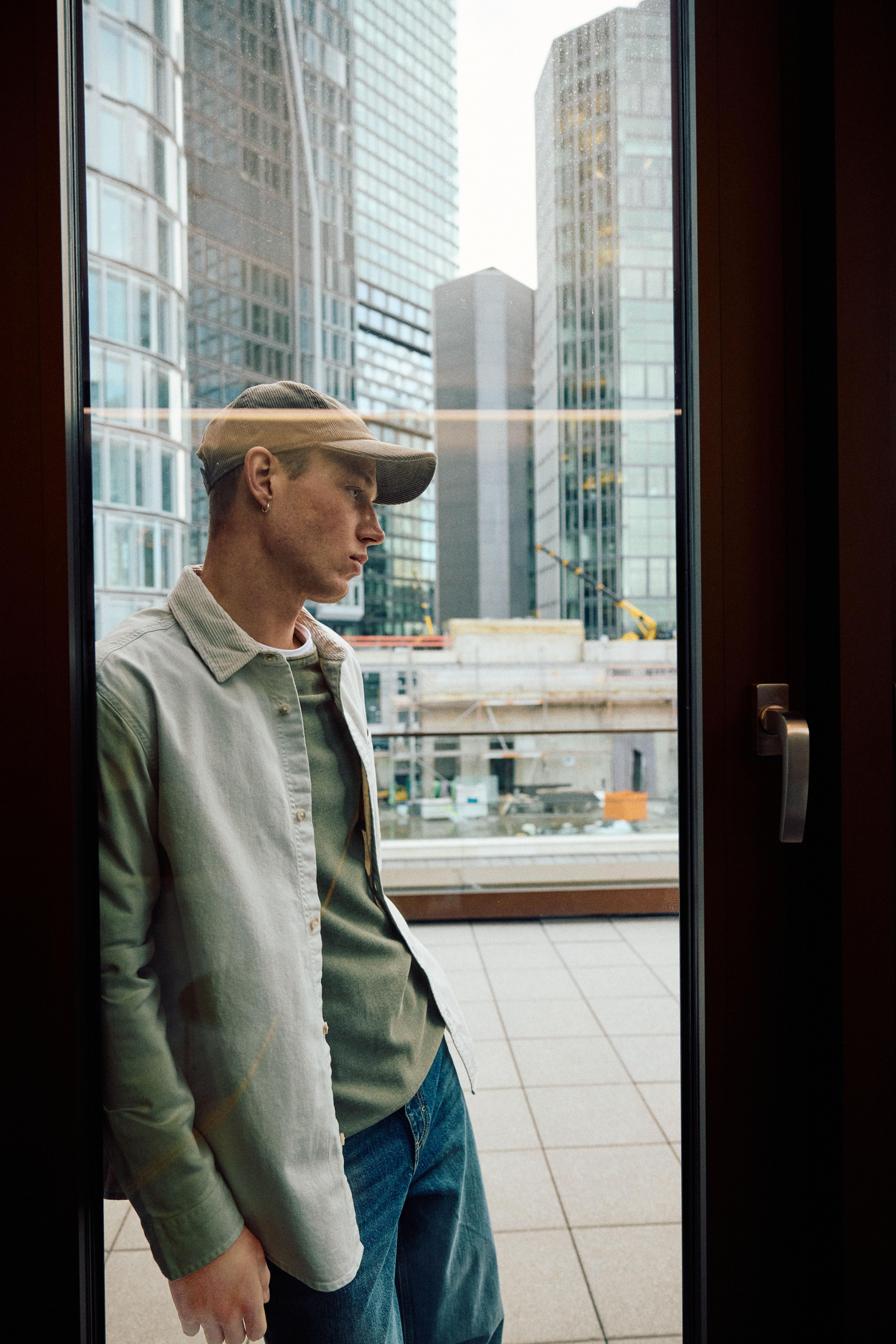 Fashion, clothing and accessories -Men - s.Oliver online shop